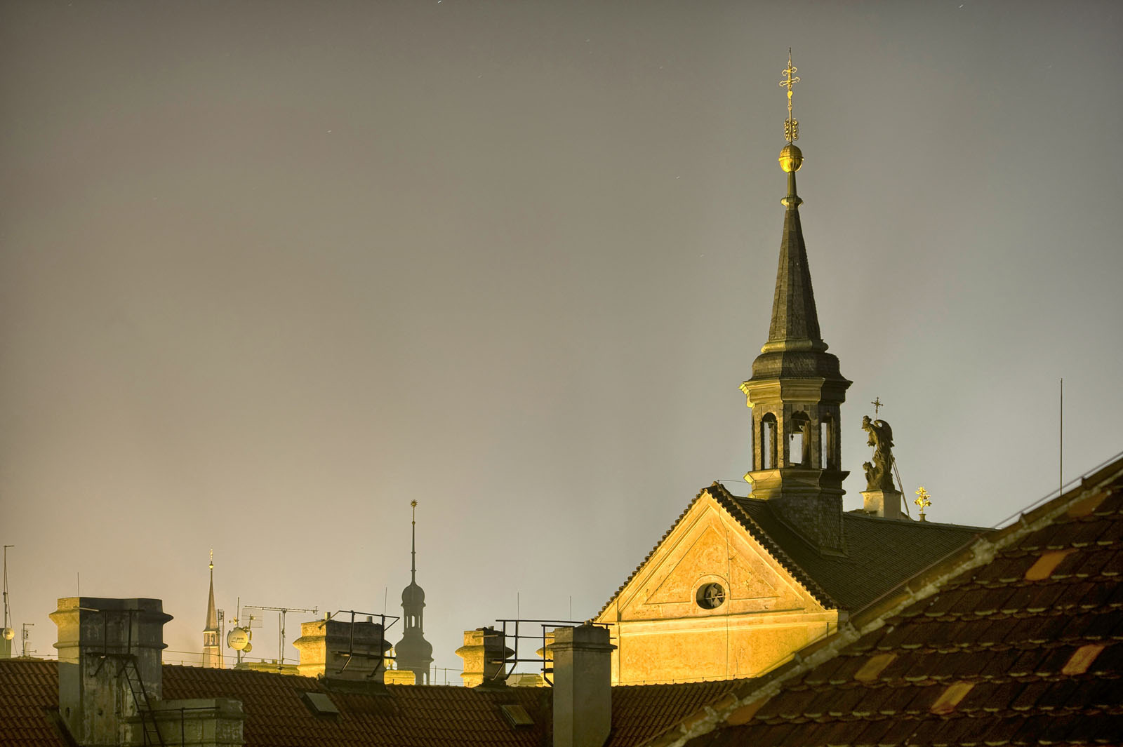 Excellent Prague one bedroom apartment rental